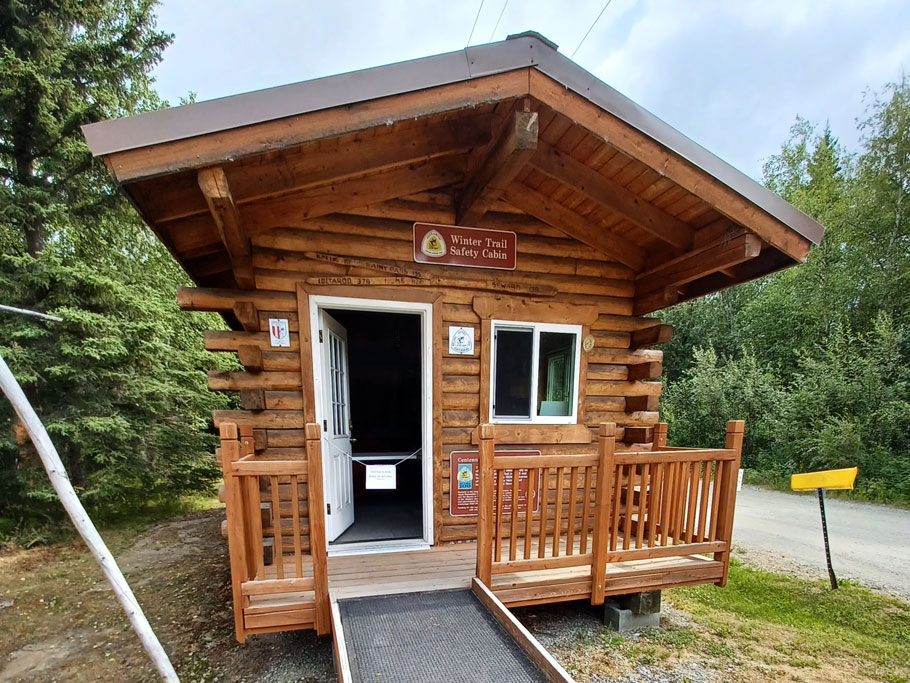 Finally Alaska! Sled Dogs & a Gold Mine – Make Like An Ape Man